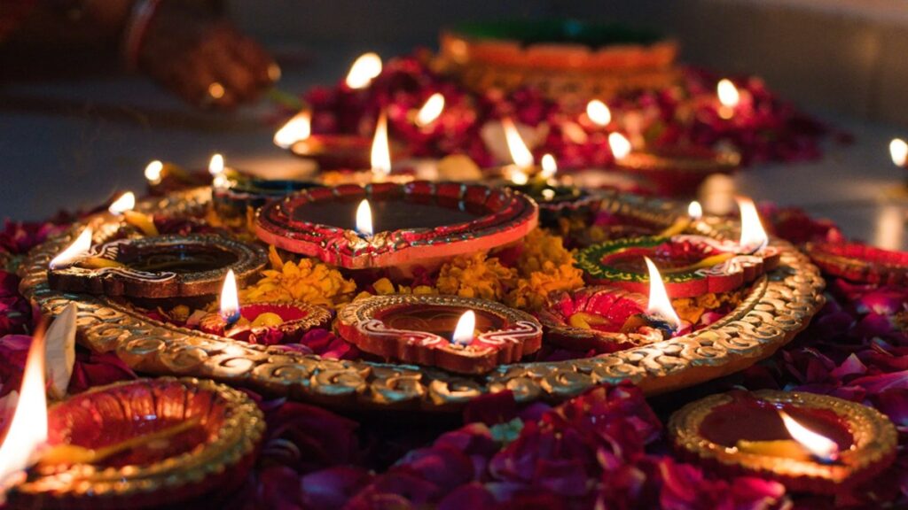 Dev Deepawali 2026 en Varanasi: Fecha y Guía de Celebración